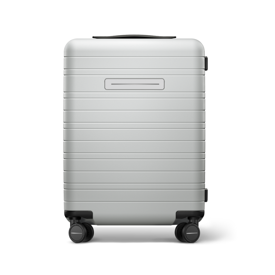 H5 Essential – Carry-On with a Clean Look | Horizn Studios