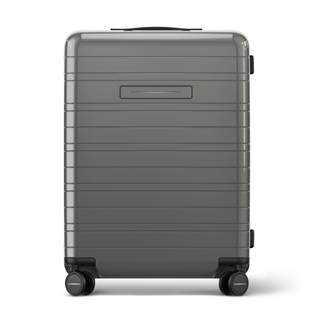 Premium Luggage | Cabin & Check in Suitcases | Horizn Studios