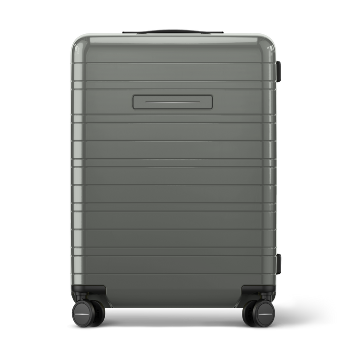 Premium Luggage | Cabin & Check in Suitcases | Horizn Studios