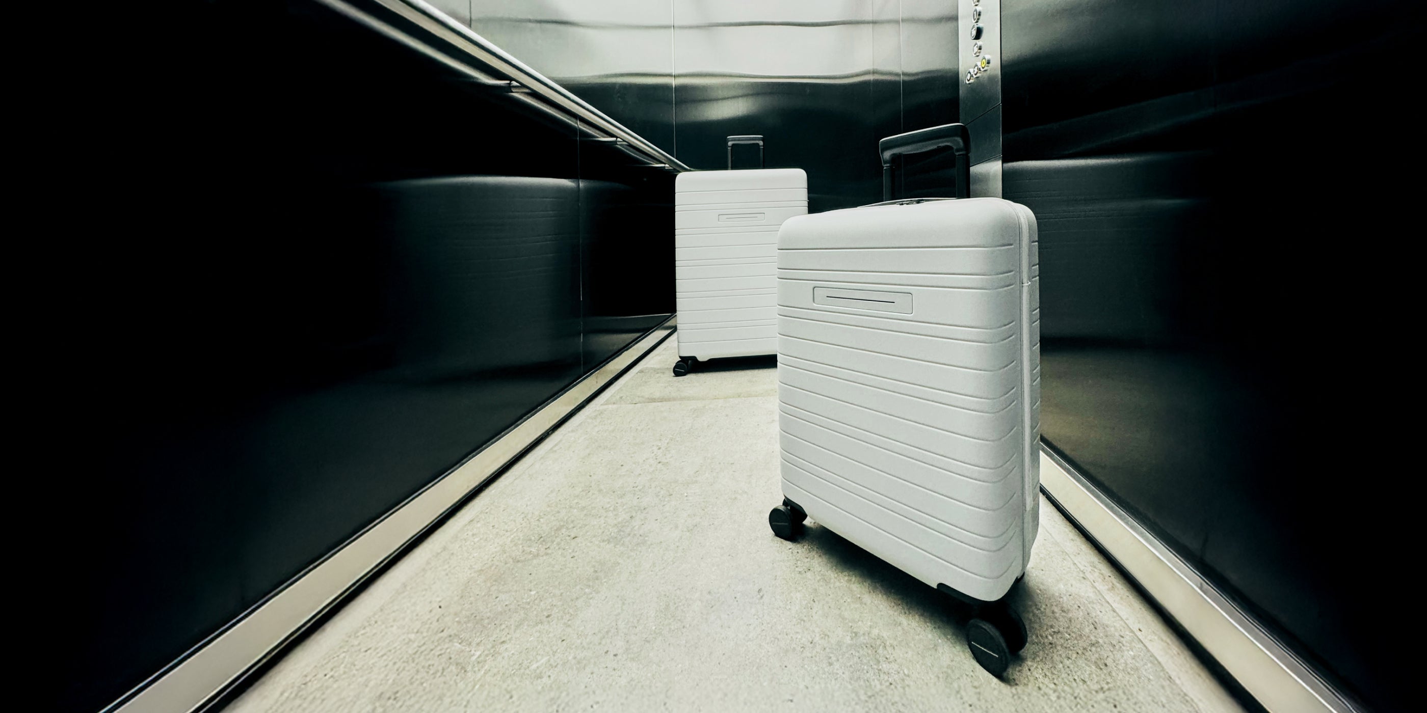 Checked Baggage Size 2026: The 158 cm Rule and Every Airline | Horizn ...